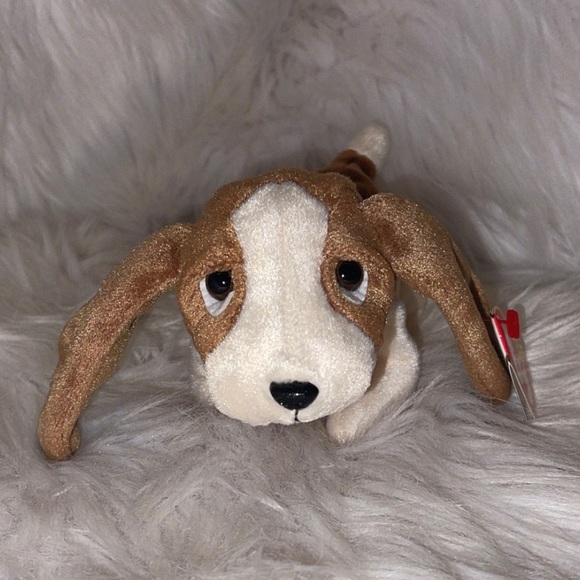 Ty | Toys | Vintage 997 Ty Beanie Babies Tracker The Basset Hound 4198 ...
